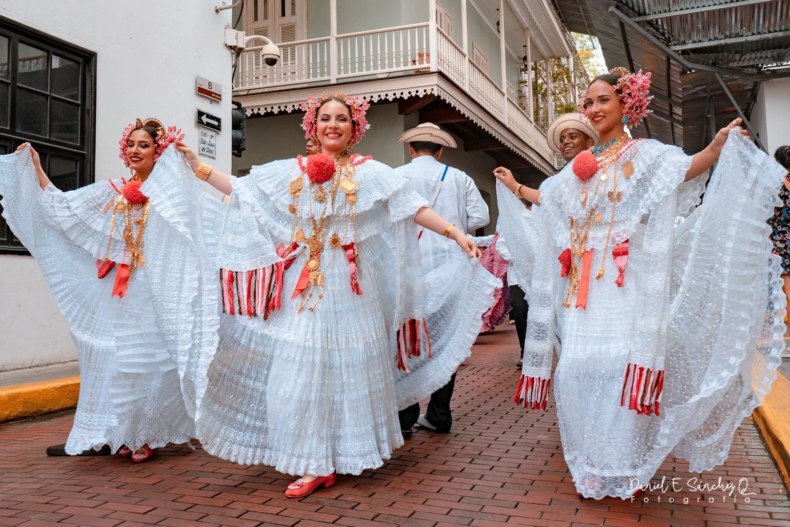 Pollera Panameña - lacabanga